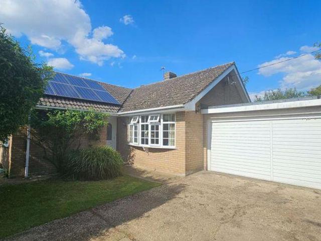 3 bedroom detached bungalow for sale