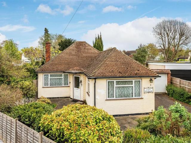 3 bedroom detached bungalow for sale