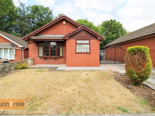 3 bedroom detached bungalow for sale