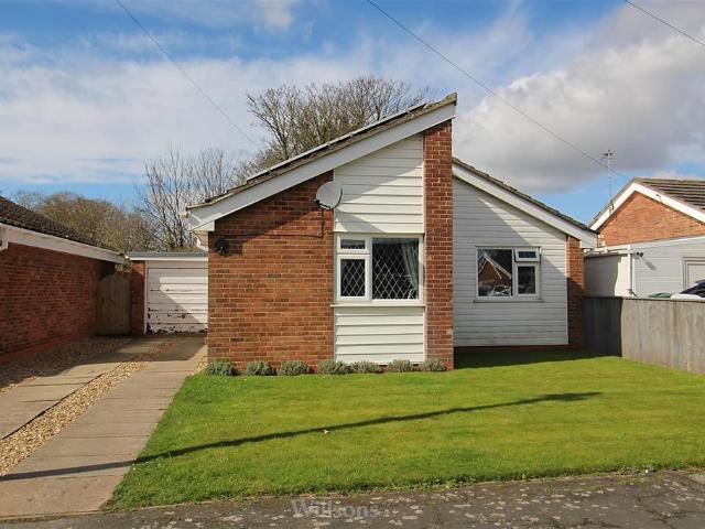 3 bedroom detached bungalow for sale