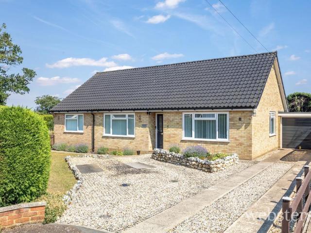 3 bedroom detached bungalow for sale