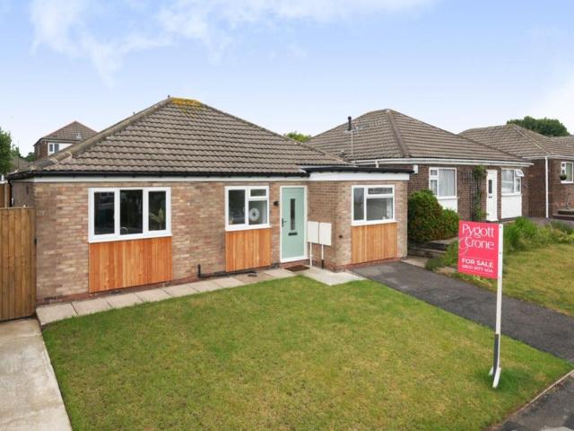 3 bedroom detached bungalow for sale