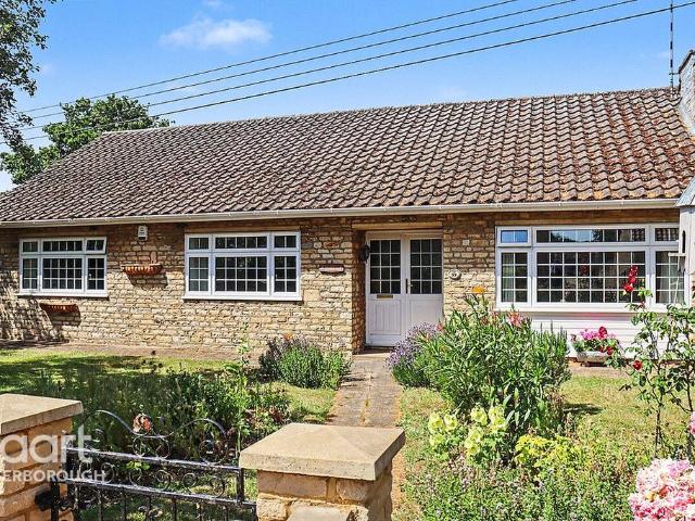 3 bedroom detached bungalow for sale