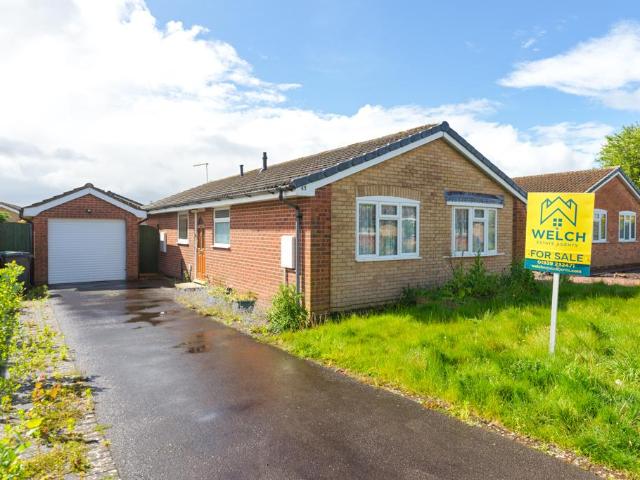 3 bedroom detached bungalow for sale