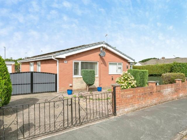 3 bedroom detached bungalow for sale