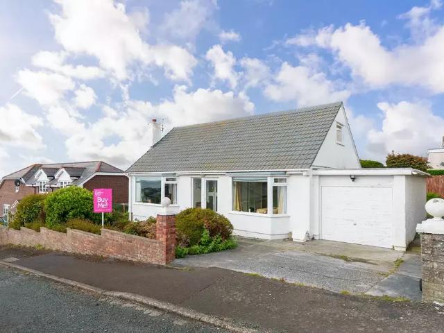 3 bedroom detached bungalow for sale