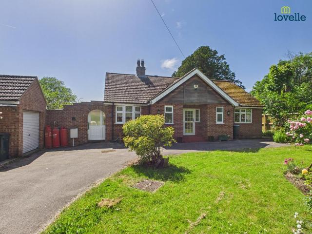 3 bedroom detached bungalow for sale