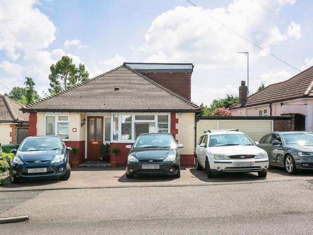 3 bedroom detached bungalow for sale