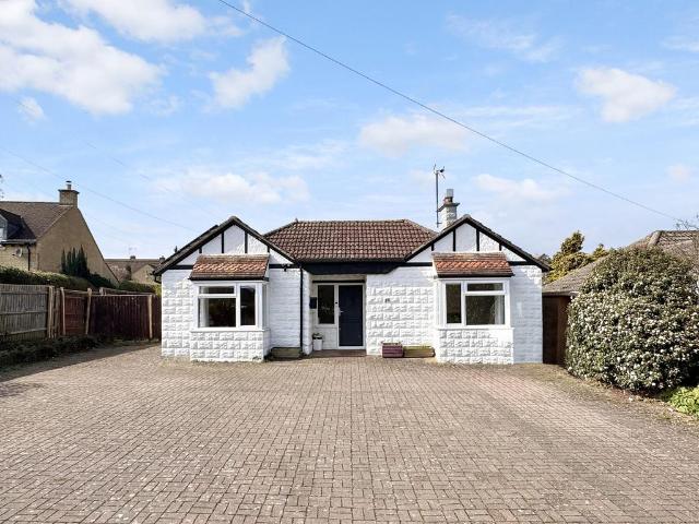 3 bedroom detached bungalow for sale