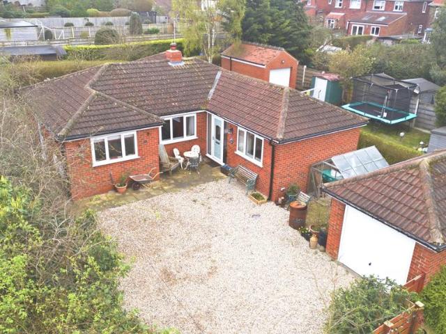 3 bedroom detached bungalow for sale