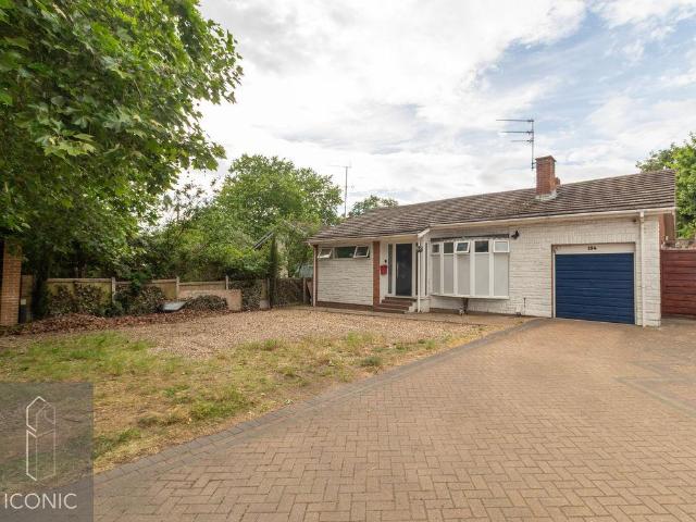 3 bedroom detached bungalow for sale
