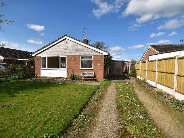 3 bedroom detached bungalow for sale