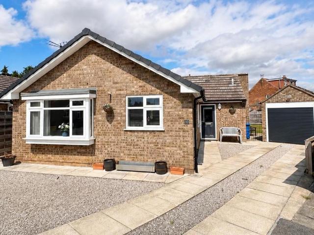 3 bedroom detached bungalow for sale