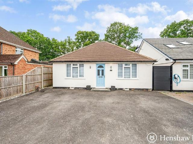 3 bedroom detached bungalow for sale