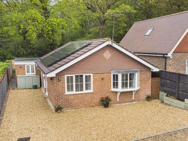 3 bedroom detached bungalow for sale
