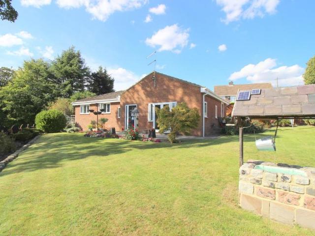 3 bedroom detached bungalow for sale