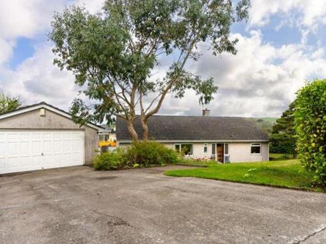 3 Bedroom Detached Bungalow For Sale In 13 Glen Maye Park