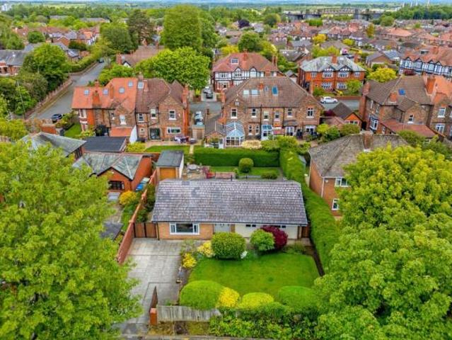 3 bedroom detached bungalow for sale in 26 York Road, Grappenhall, Warrington, WA4 2EH, WA4