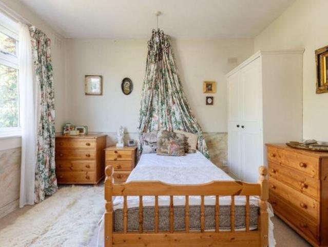 3 bedroom detached bungalow for sale in 39 Drum Brae Gardens, Edinburgh, EH12 8SY, EH12