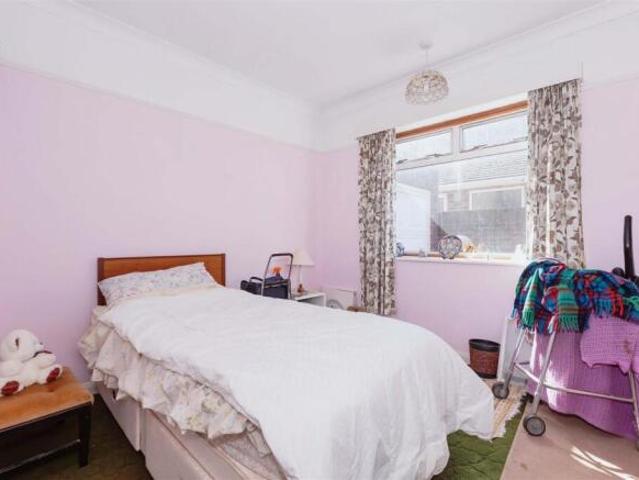 3 bedroom detached bungalow for sale in Cowdray Drive, Goring By Sea, Worthing, BN12