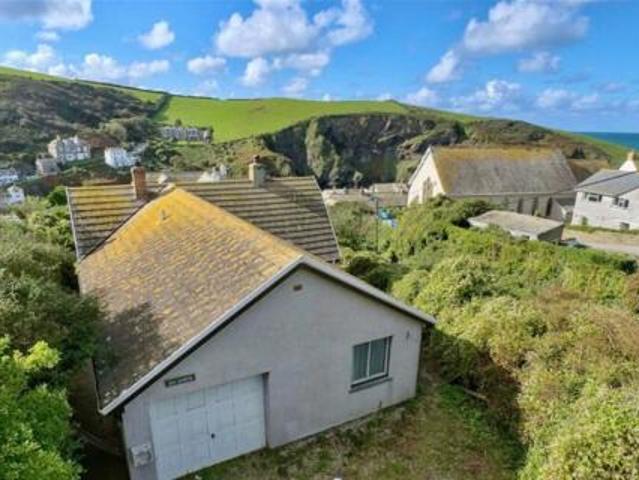 3 Bedroom Detached Bungalow For Sale In Cornwall
