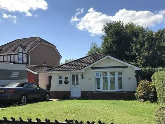 3 bedroom detached bungalow for sale in Cae Glas Cwmavon Port Talbot Neath Port Talbot SA12