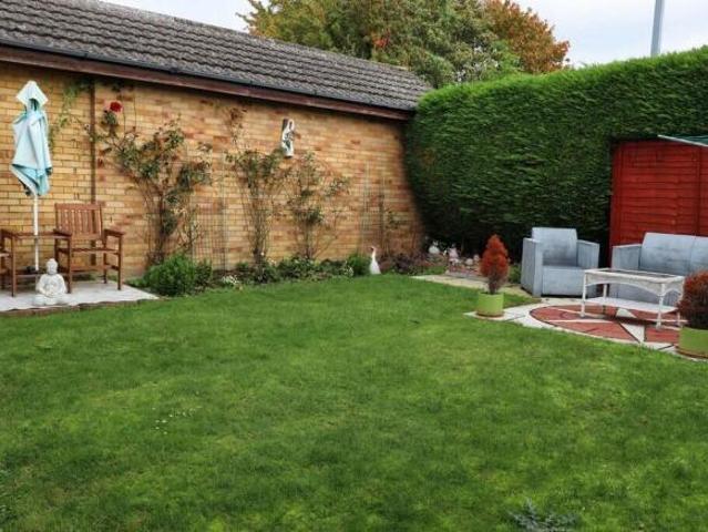 3 bedroom detached bungalow for sale in Carral Close, Lincolnshire, Lincoln, Lincolnshire, LN5 9BD, LN5