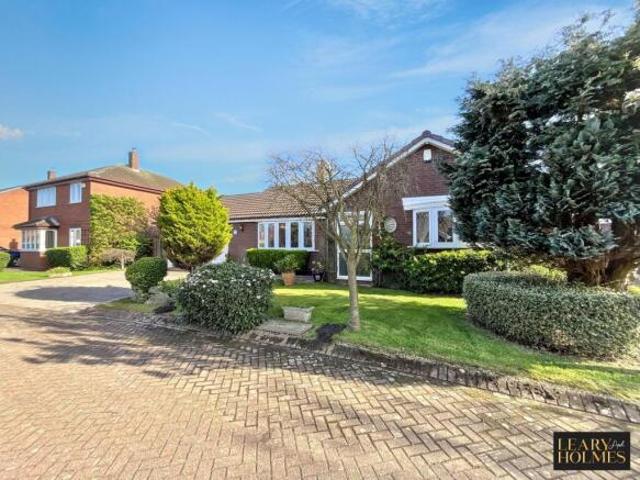3 bedroom detached bungalow for sale in Cleadon Lea, Cleadon, SR6