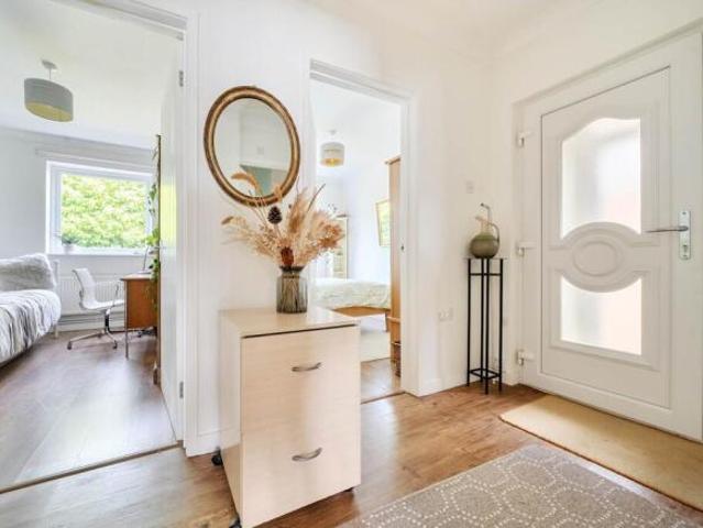 3 bedroom detached bungalow for sale in Cricket Lane, Goldington, MK41