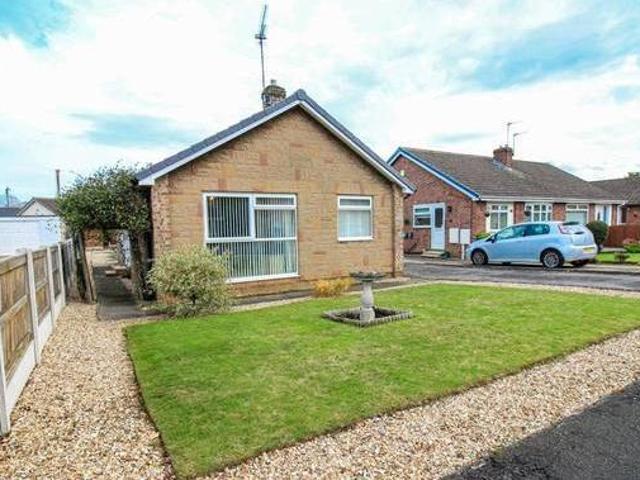 3 bedroom detached bungalow for sale in Appleton Way Bentley Doncaster DN5