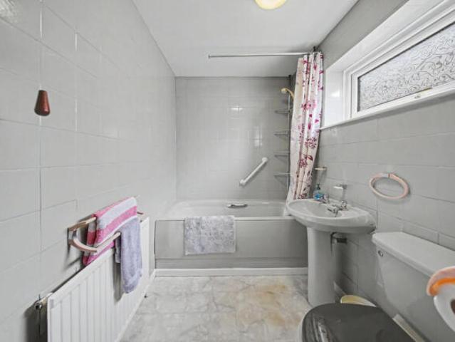 3 bedroom detached bungalow for sale in Ardsley Drive, Sheffield, S20