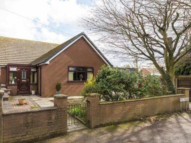 3 Bedroom Detached Bungalow For Sale In Ashton in makerfield