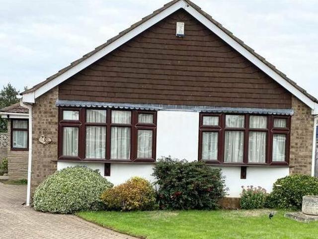 3 bedroom detached bungalow for sale in Boyslade Road East Burbage Hinckley LE10