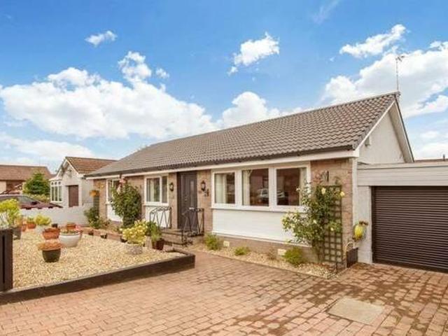 3 bedroom detached bungalow for sale in Bankton Park Kingskettle KY15