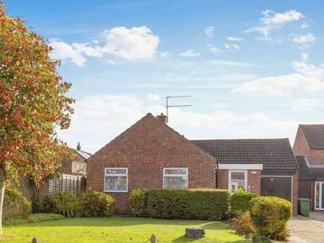 3 bedroom detached bungalow for sale in Beresford Road Holt NR25