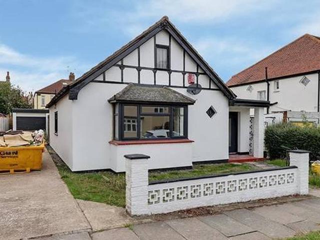 3 bedroom detached bungalow for sale in Birchwood Drive LeighOnSea SS9