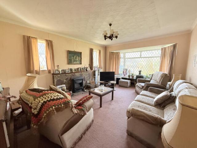 3 bedroom detached bungalow for sale in Goring Way, Worthing, BN12