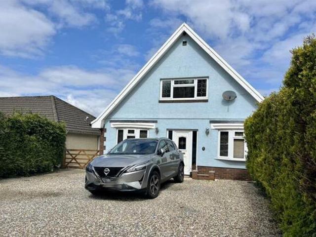 3 Bedroom Detached Bungalow For Sale In Glanamman