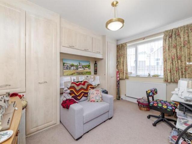 3 bedroom detached bungalow for sale in Green Lane, St. Albans, AL3