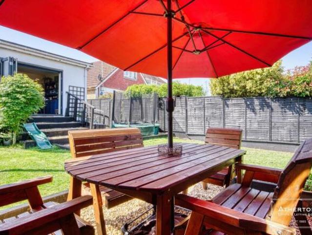 3 bedroom detached bungalow for sale in Dorchester Road, Oakdale, Poole, BH15