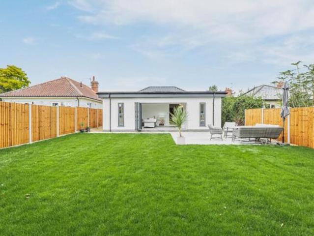 3 bedroom detached bungalow for sale in Detached Bungalow in the Heart of Cringleford, NR4