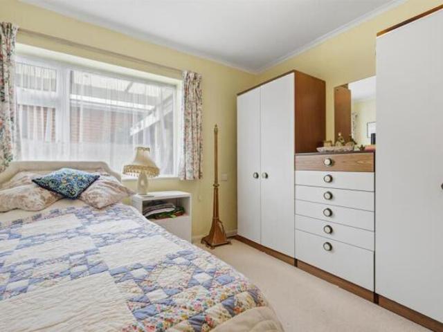 3 bedroom detached bungalow for sale in Delta Road, Hutton, Brentwood, CM13