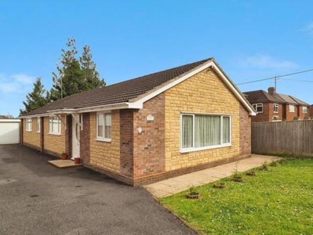 3 Bedroom Detached Bungalow For Sale In Durrington