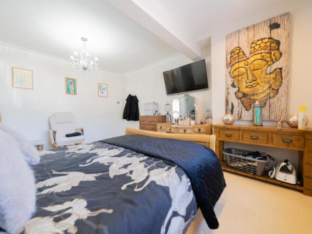 3 bedroom detached bungalow for sale in Eastfield Road, Thurmaston, Leicestershire, LE4