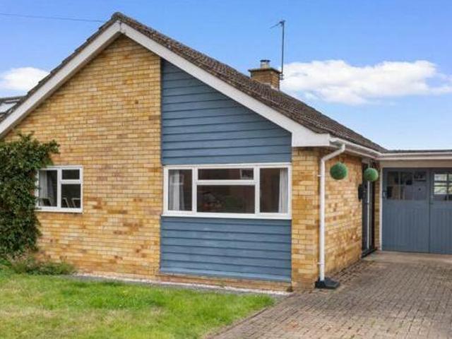 3 Bedroom Detached Bungalow For Sale In Ettington