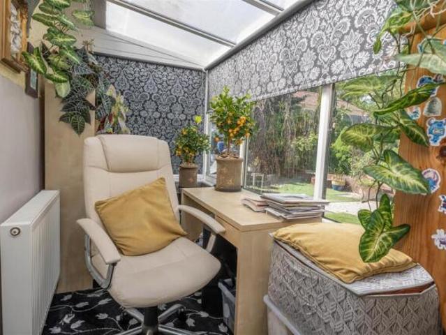 3 bedroom detached bungalow for sale in Foxes Grove, Hutton, Brentwood, CM13