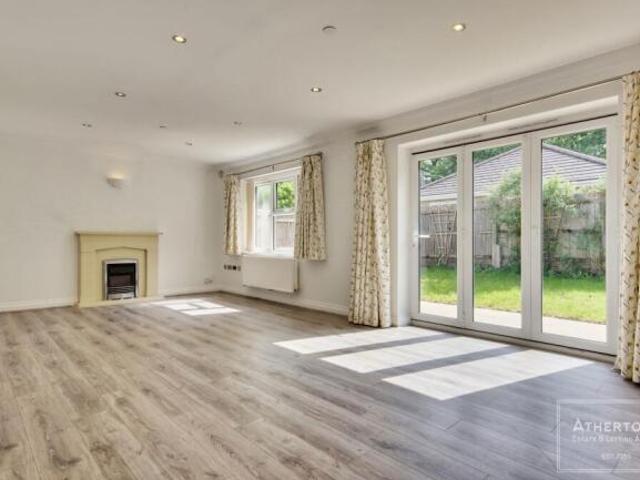 3 bedroom detached bungalow for sale in Foxholes Road, Oakdale, Poole, BH15