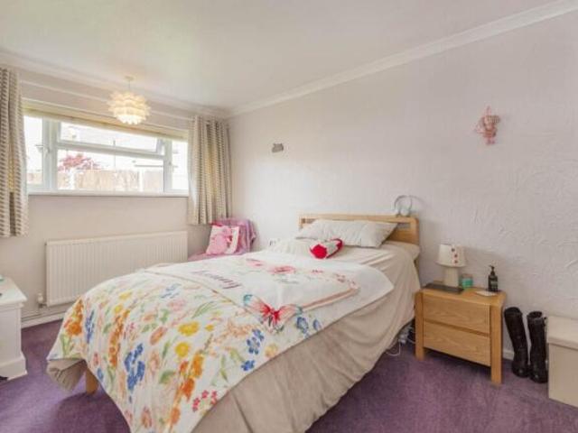 3 bedroom detached bungalow for sale in Firtree Road, Thorpe St Andrew, NR7