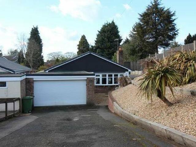 3 bedroom detached bungalow for sale in KINGSWINFORD Beeches Close DY6