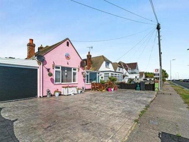 3 Bedroom Detached Bungalow For Sale In Holland on sea